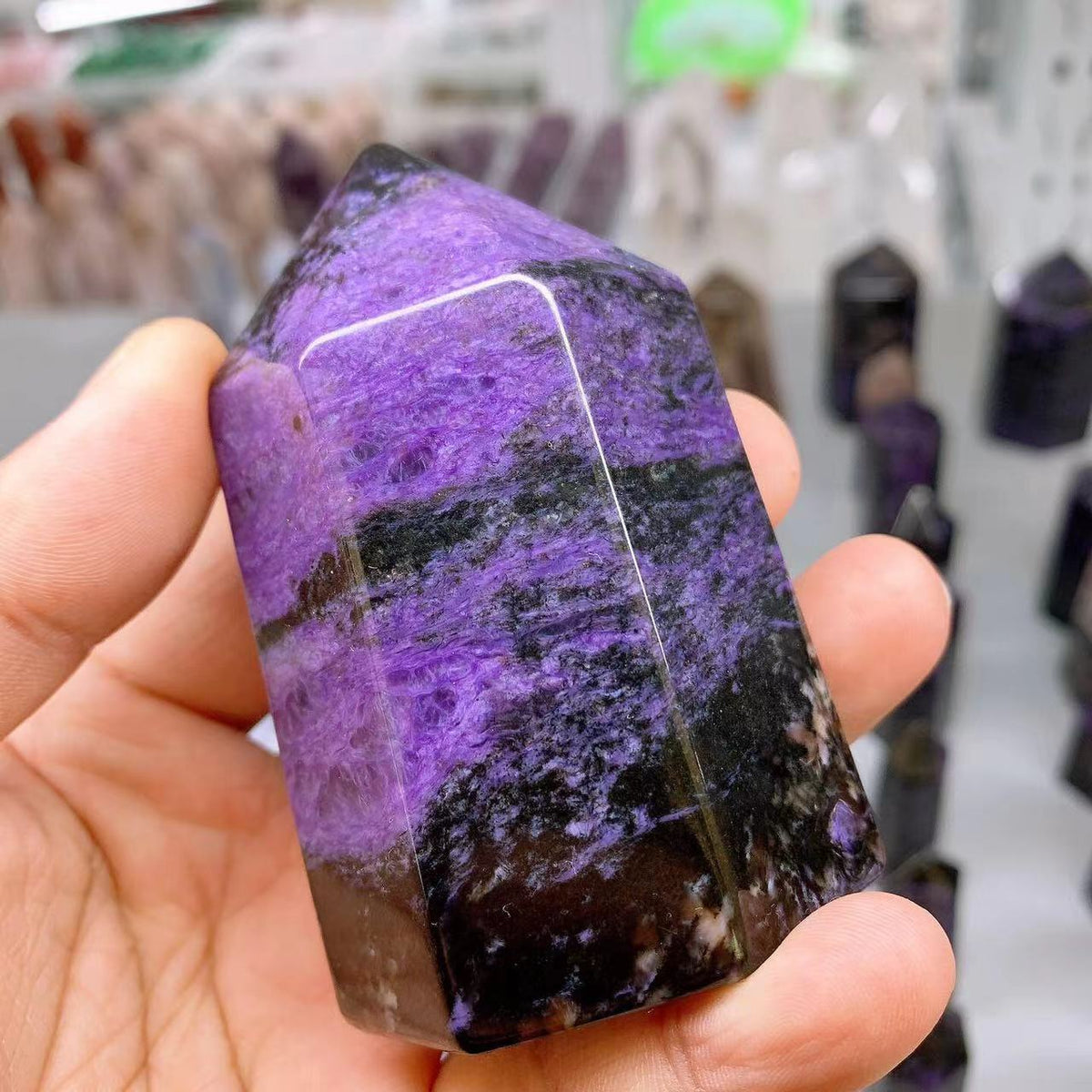 charoite tower，300 dollars per kilogram. – Yixiang Crystal wholesale
